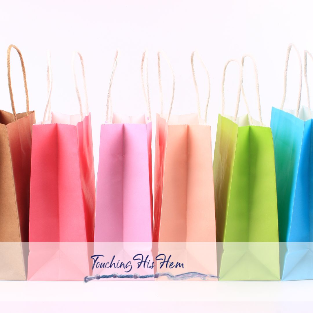 Bundles – Touching His Hem